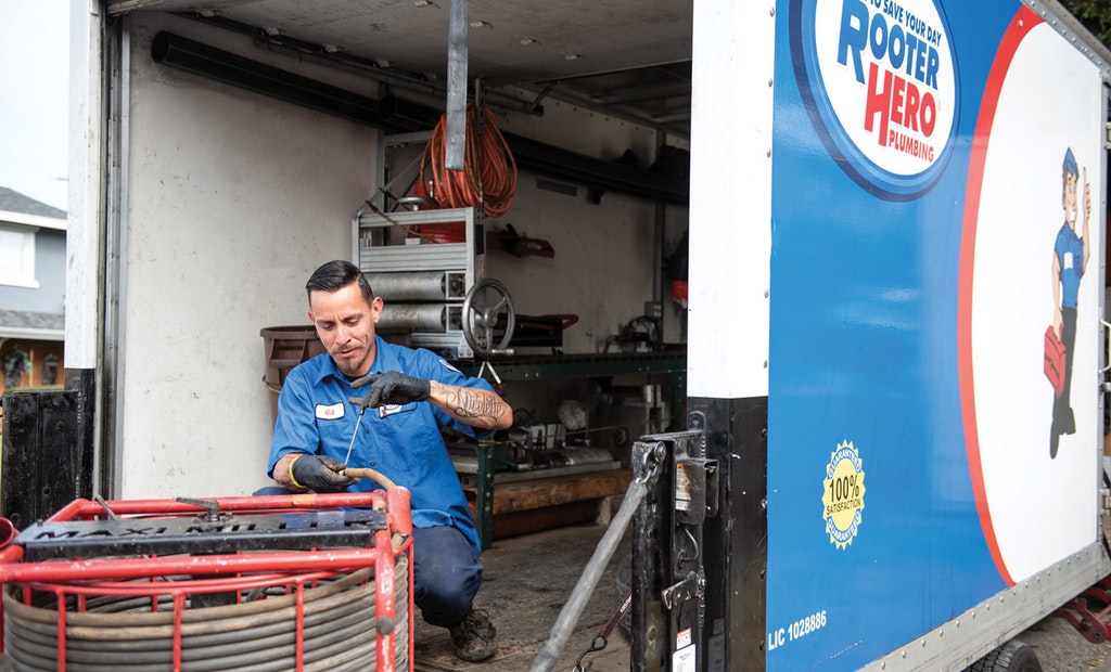 Signs Your Pipes Need Hydro Jetting | Rooter Hero