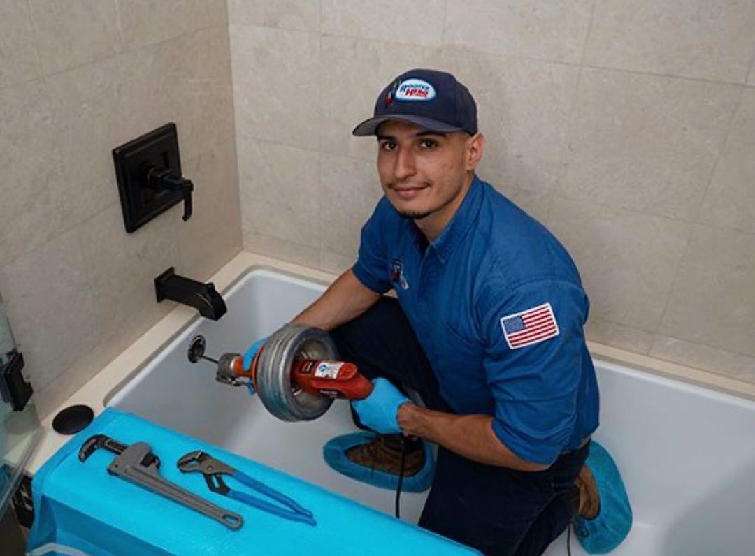 Bathtub Won’t Drain? Here’s What You Can Do About It | Rooter Hero